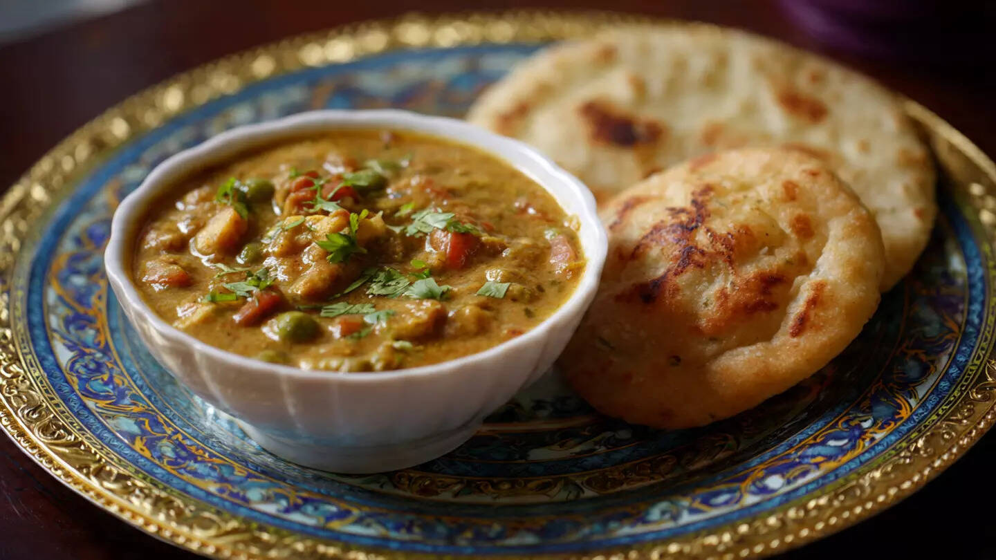 How to make quick veg kurma at home for a delicious paratha or poori ...