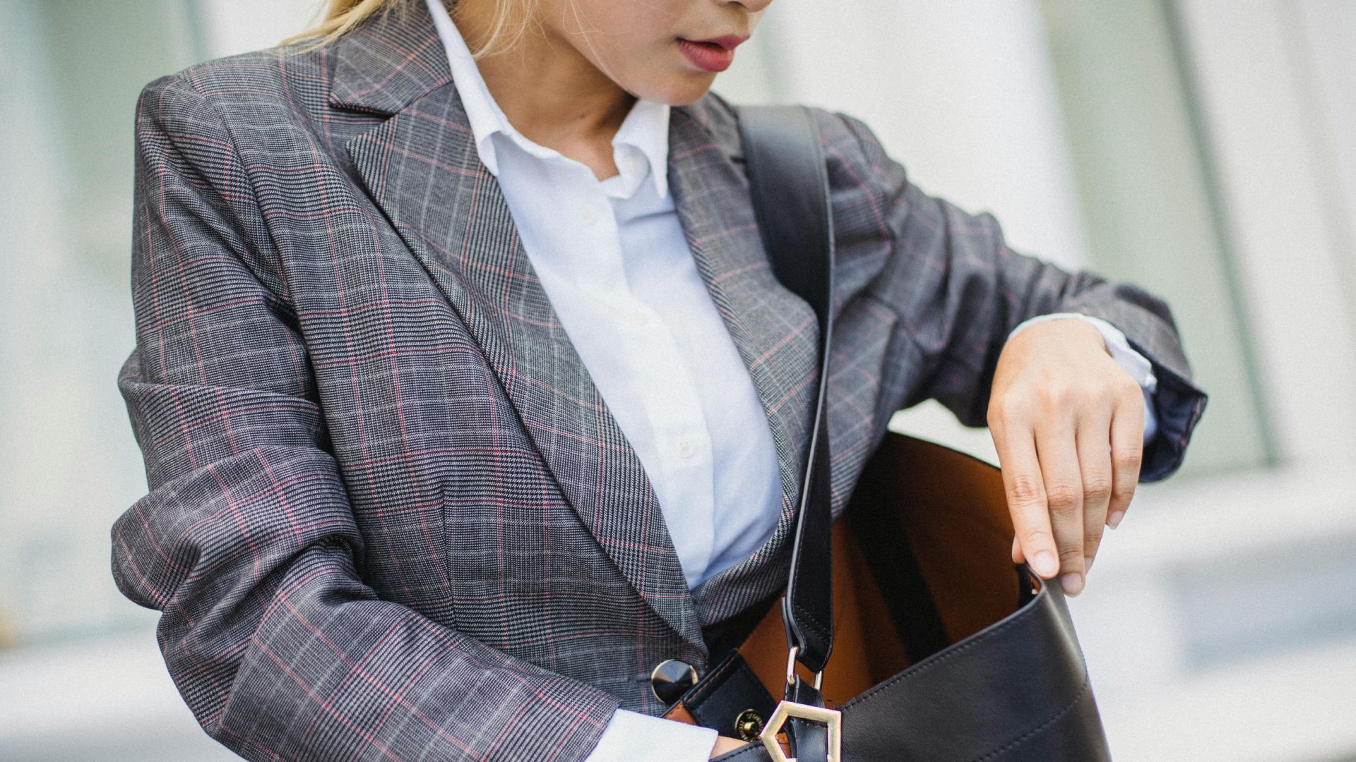 The detail in an outfit that makes all the difference when you want to ...