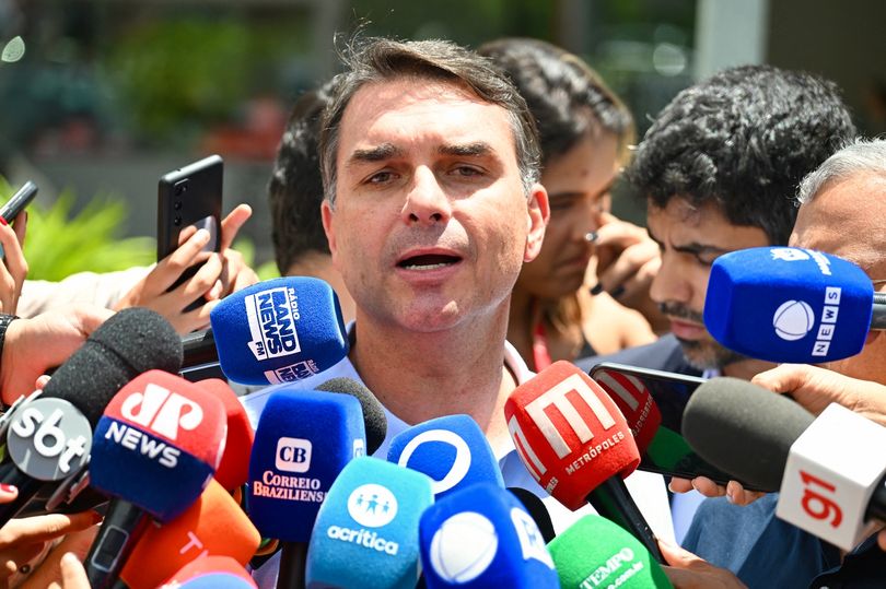 Trump official blocked from seeing Bolsonaro after pneumonia scare amid ...