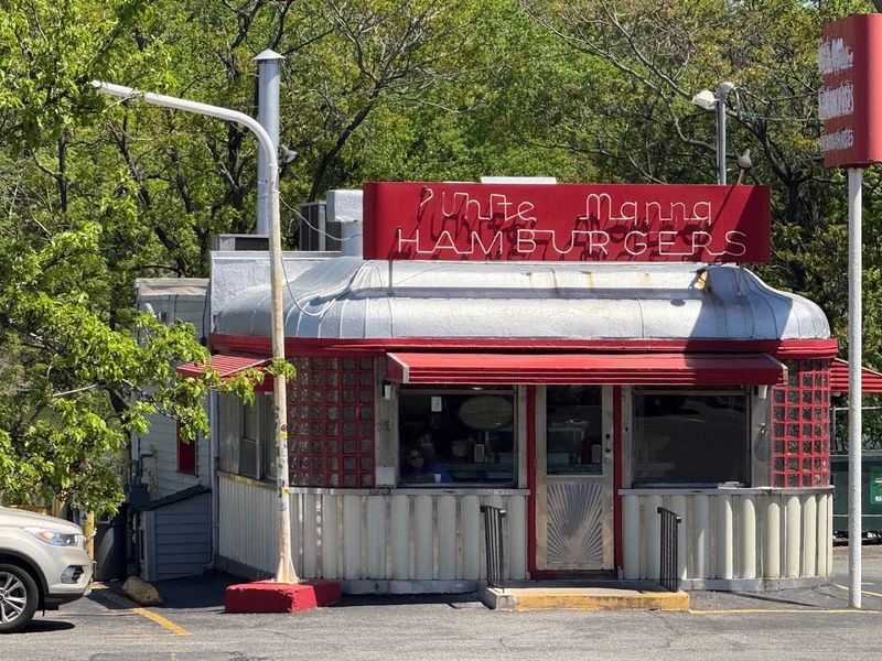 9 New Jersey hamburger joints that seriously know how to bring the bite
