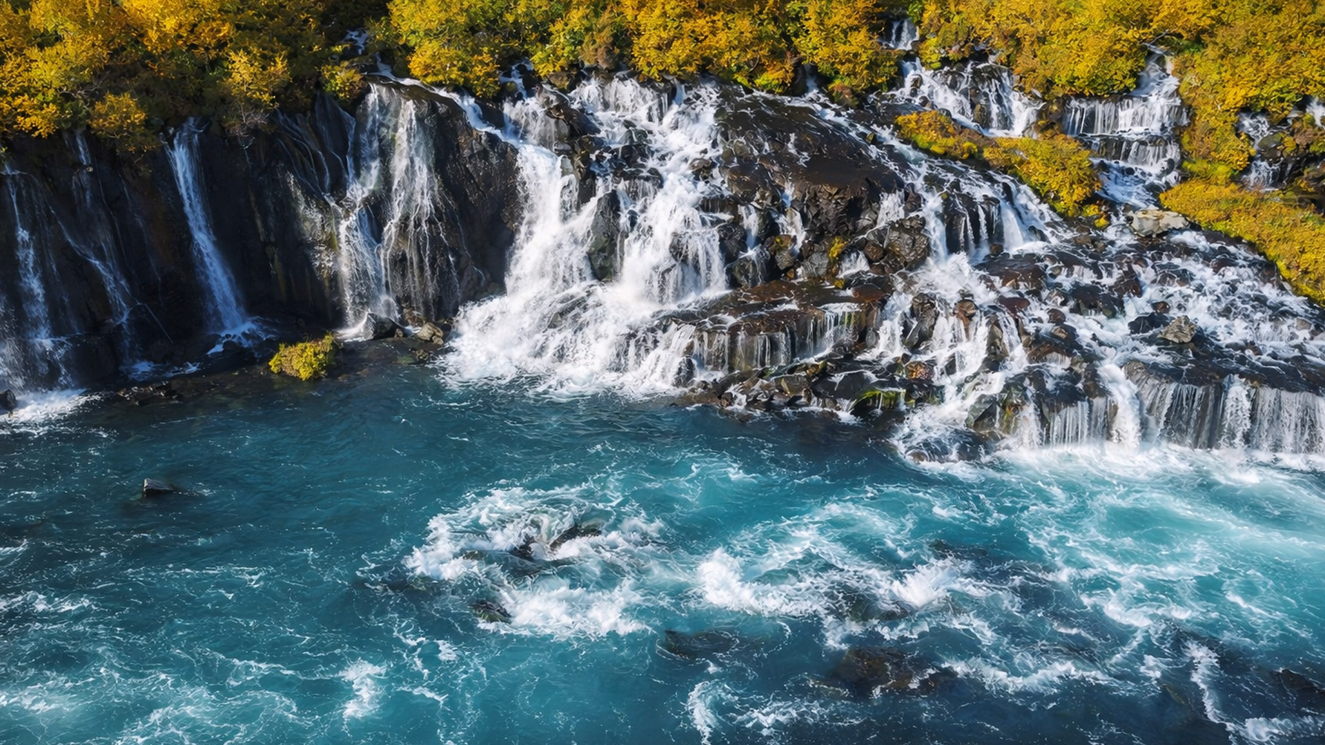 Un paisaje de lava moldeado por el agua
