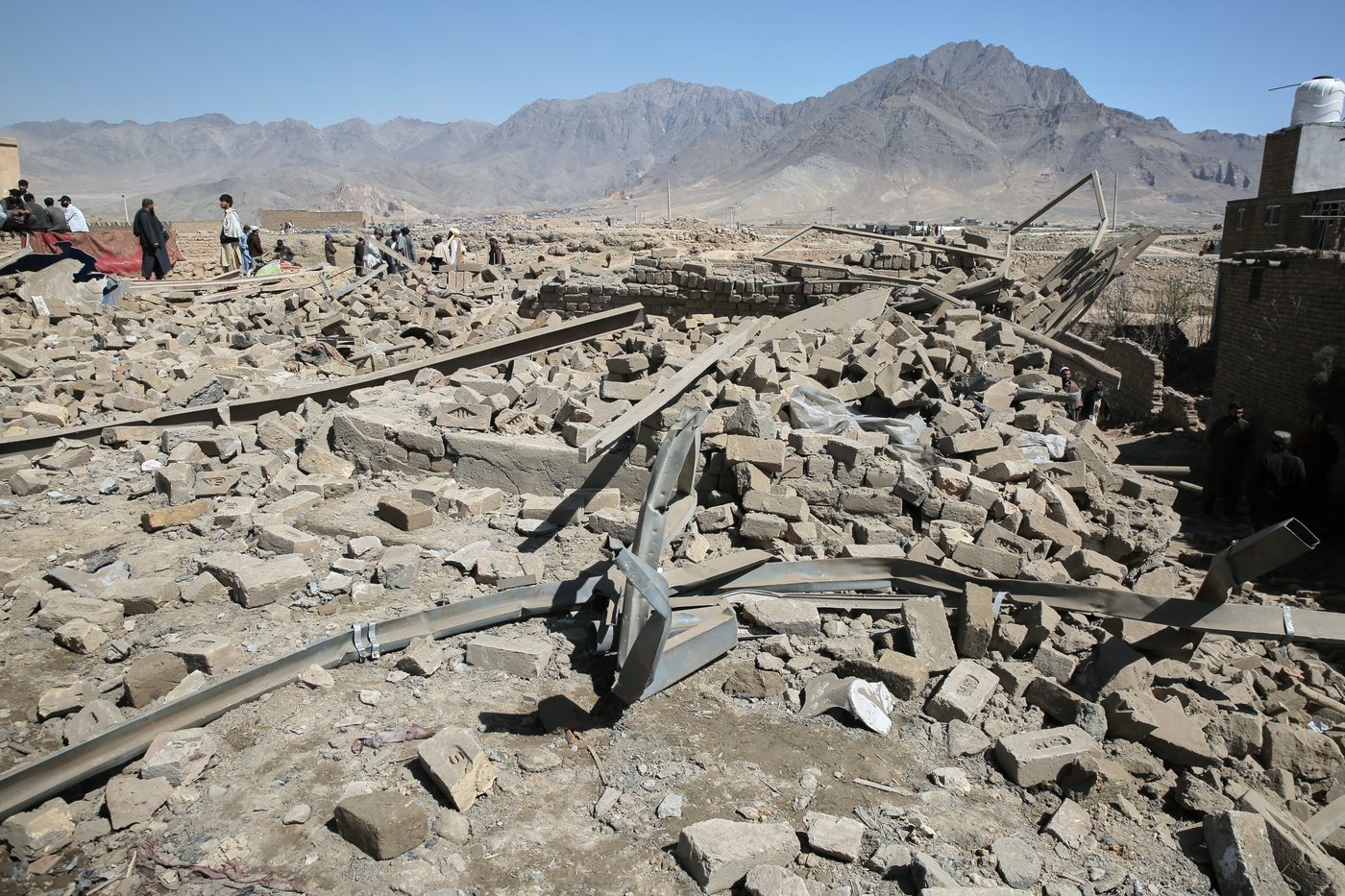 Pakistan says it hit militant hideouts in Afghanistan’s Kandahar as ...