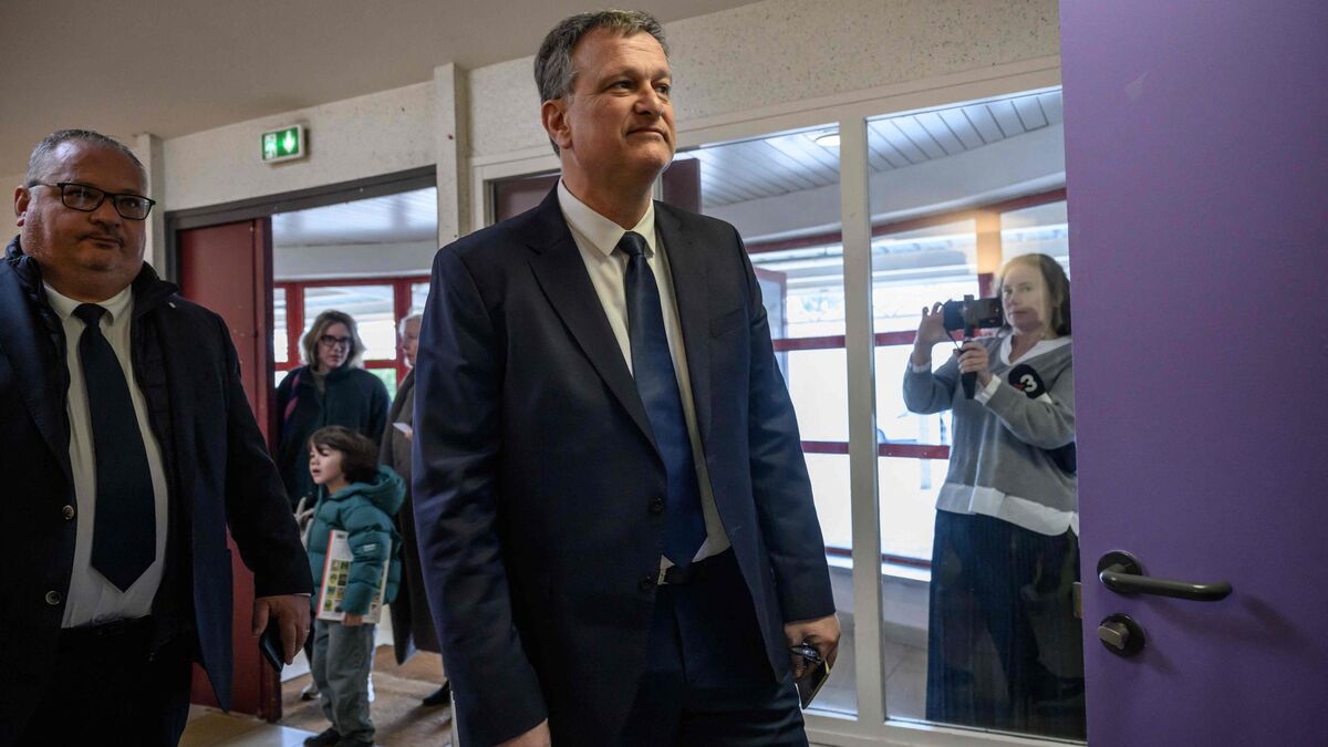 Résultats municipales 2026 à Perpignan : Louis Aliot (RN) réélu maire ...