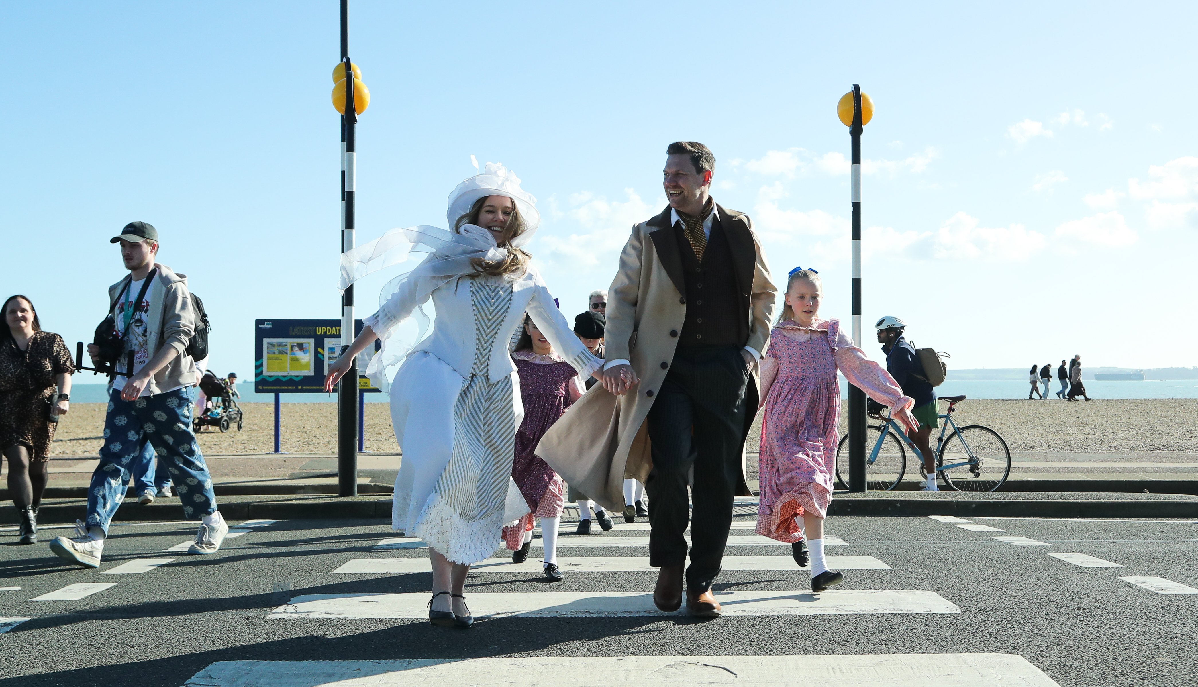 Chitty Chitty Bang Bang returns to Kings Theatre with cast touring the ...