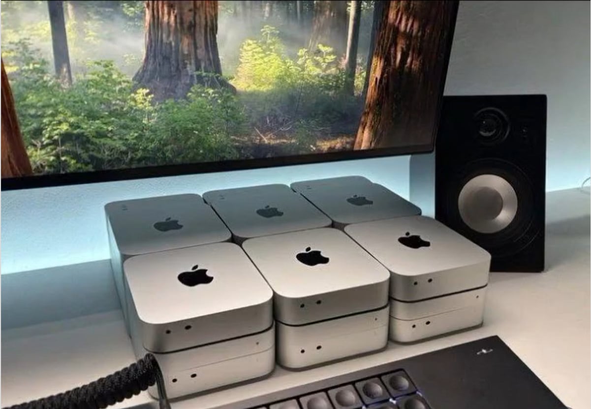 Silicon Valley startups' team photos feature Mac Minis
