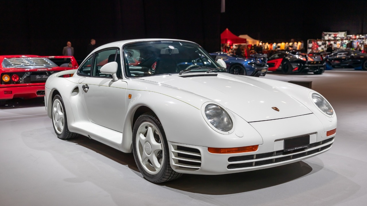 8 sports cars from the 1980s that still look futuristic today