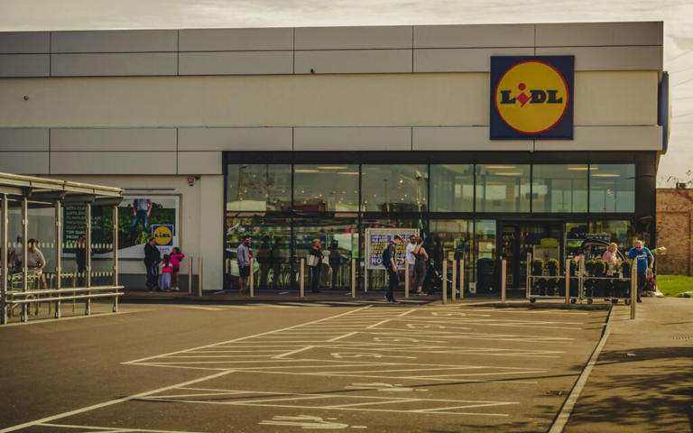 Loucura no LIDL: este gadget que transforma o teu telemóvel está a esgotar