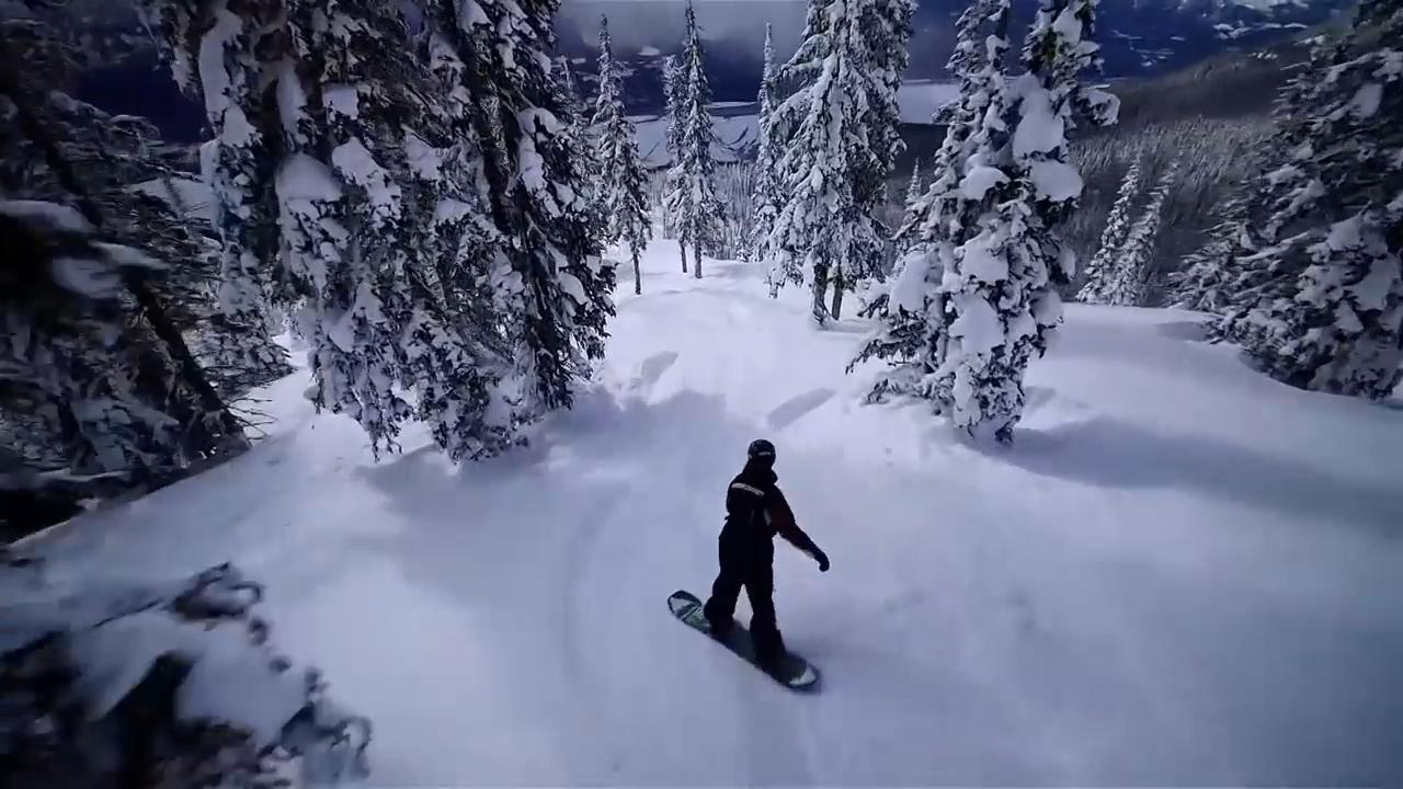 Insane tricks in perfect powder - Natural Selection Tour crowns Nils ...