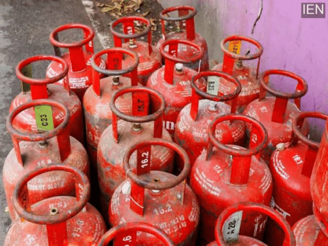LPG refill rules changed: Households with PNG connection may lose ...