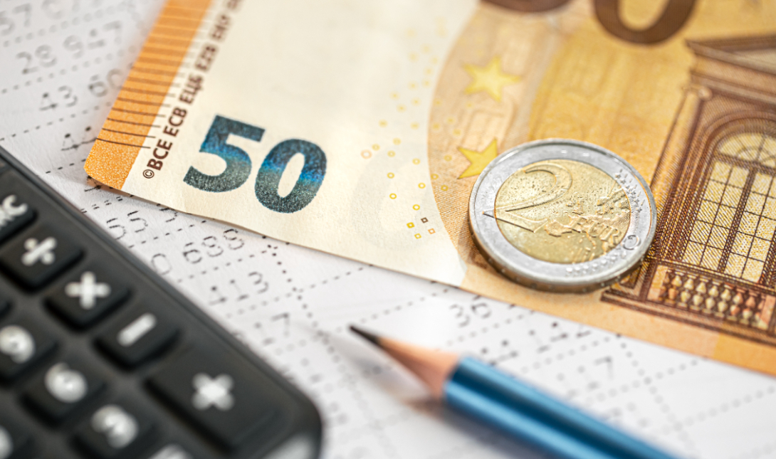 Κατώτατος μισθός: «Κλείδωσε» η αύξηση – Πότε θα γίνει η επίσημη ανακοίνωση