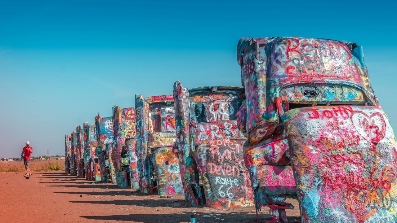 10 highway stops that feel different once the sun goes down