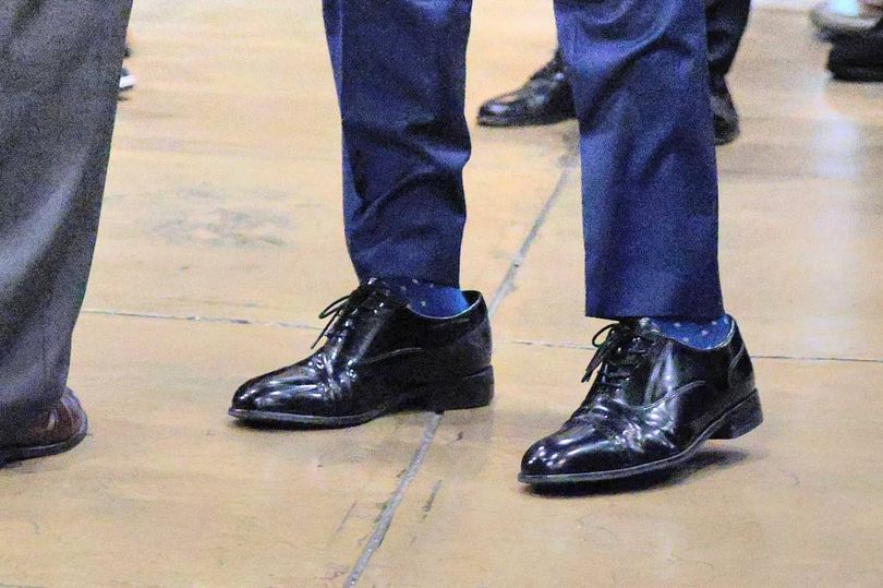 Trump's creepy 14-word comment as he estimates Cabinet members' shoe sizes