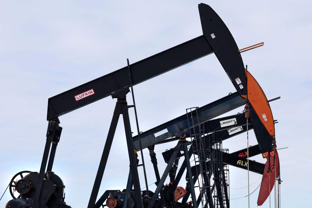 Canada to release additional 140K barrels of oil per day starting in April