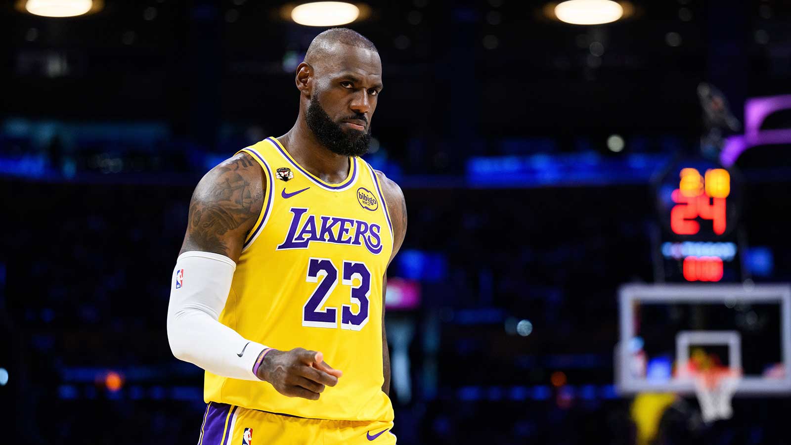 LeBron James credits legendary Jumbotron kid for Lakers’ epic win over ...