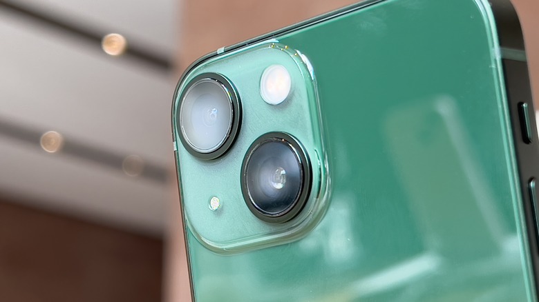 Big myths about phone cameras you need to stop believing