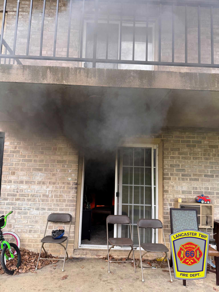 5 displaced in Lancaster County apartment fire