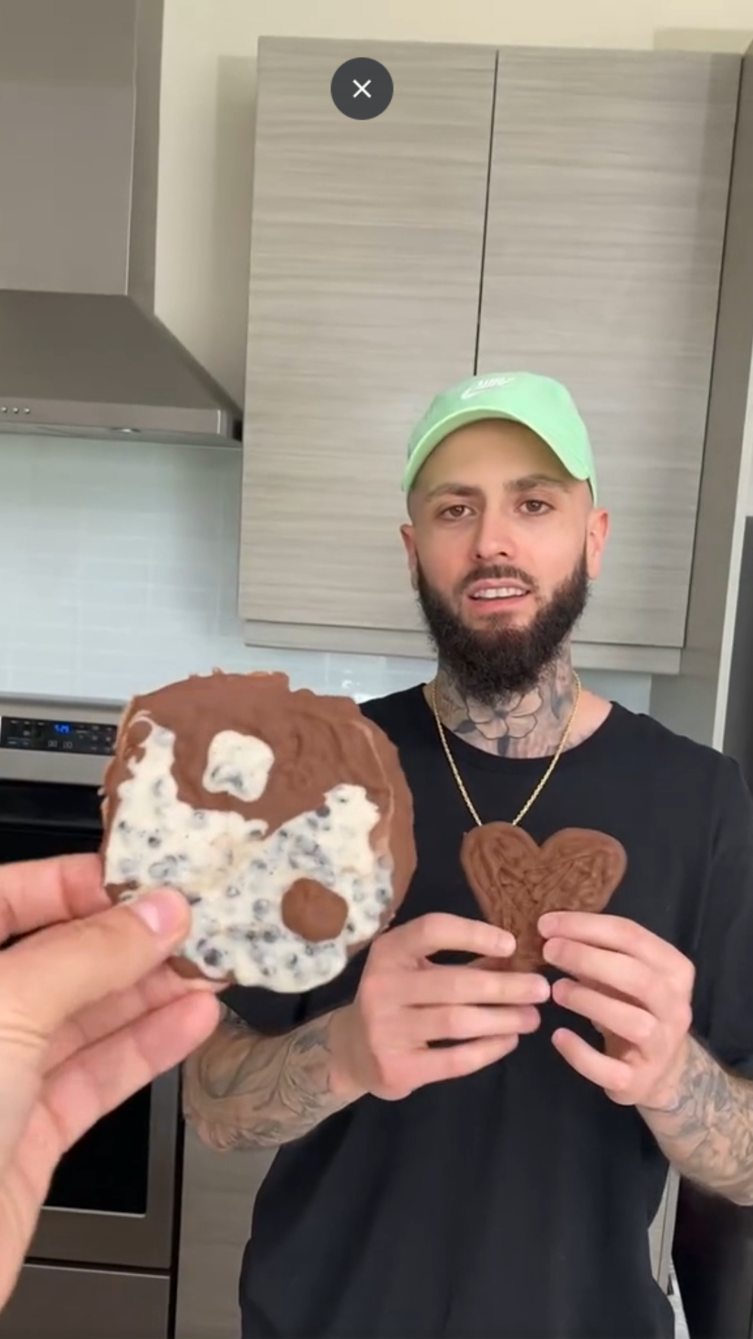 Drawing with melted chocolate amazing edible art creations