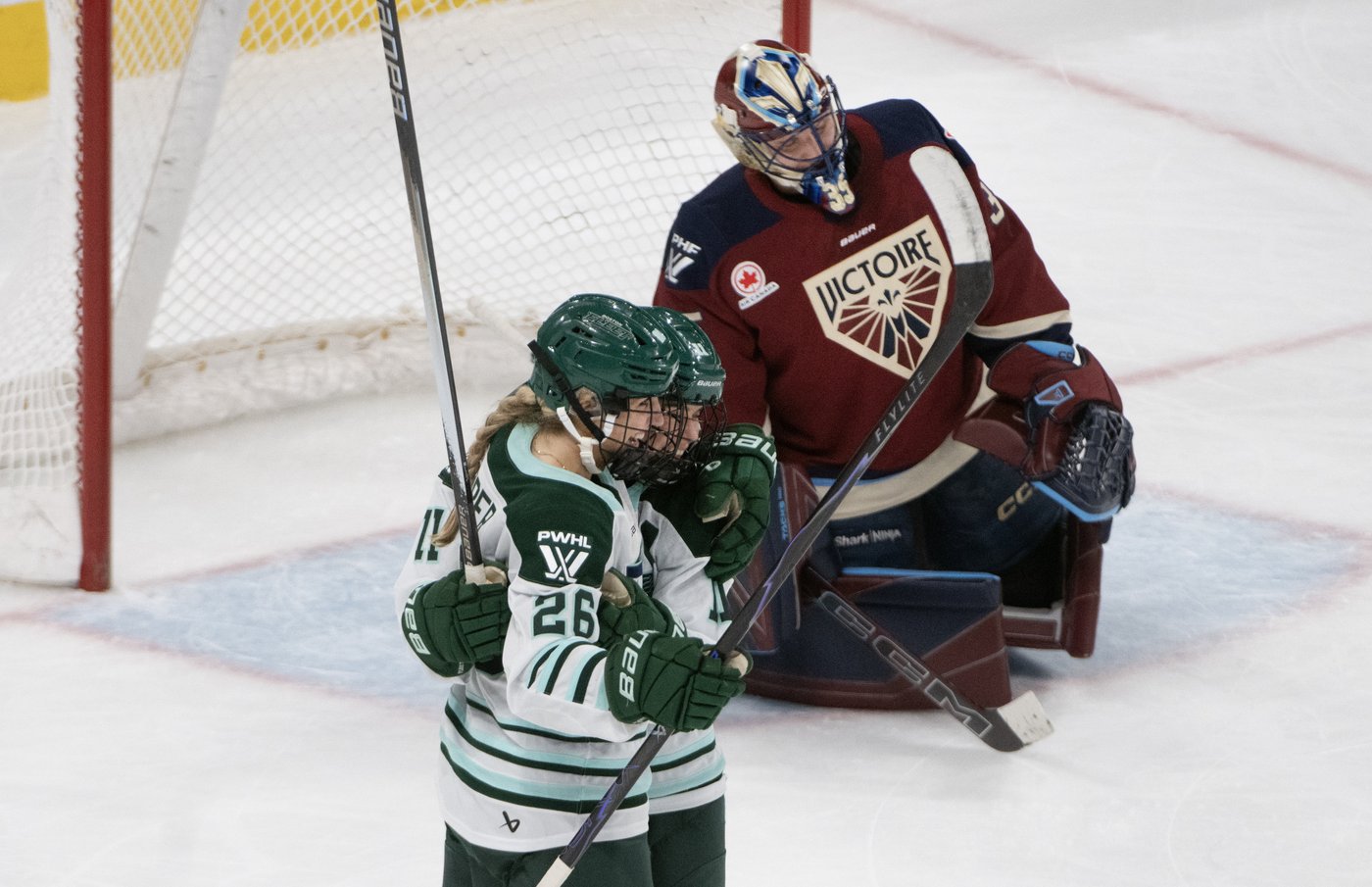 Huber's overtime goal gives Boston Fleet 4-3 win over Montreal Victoire