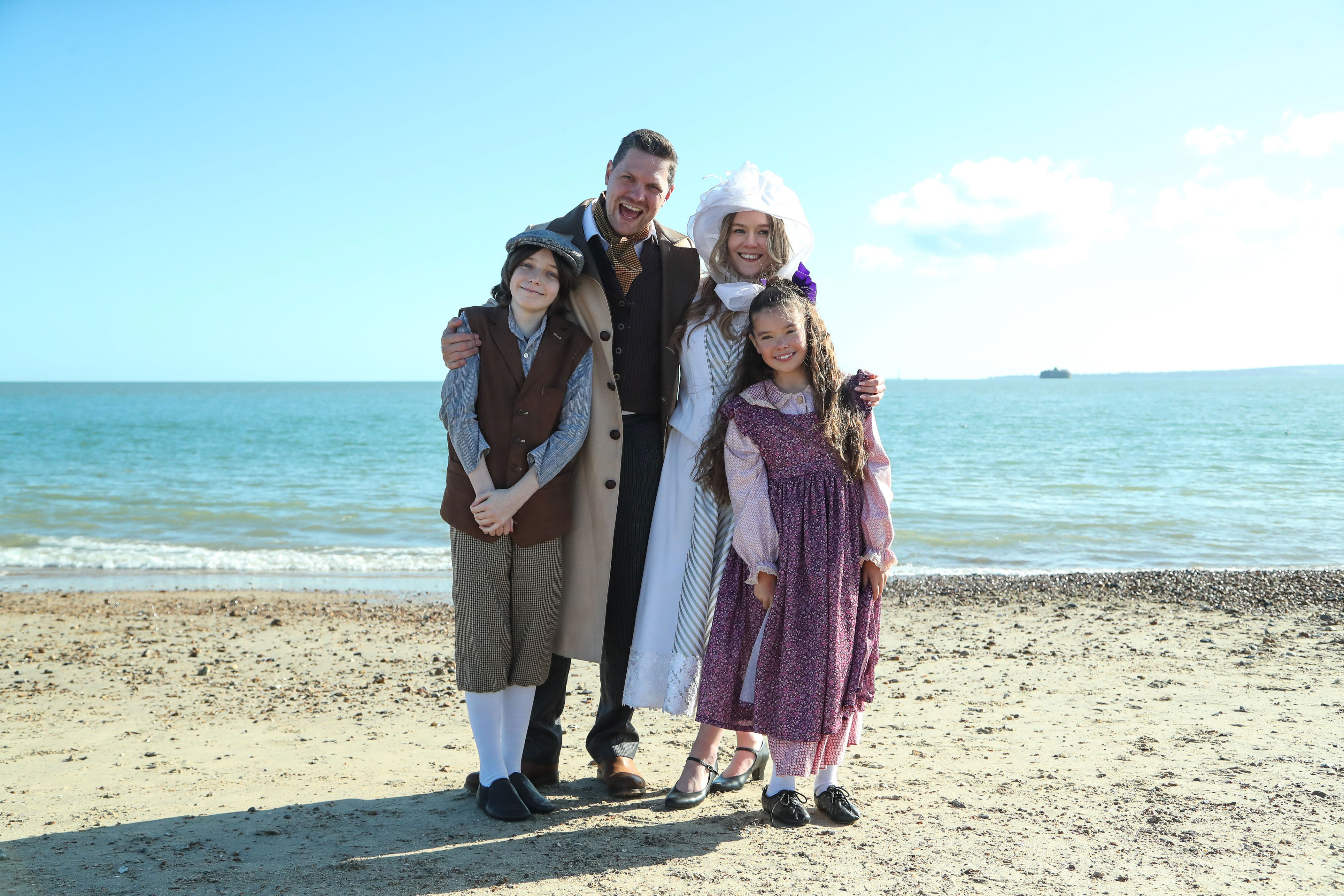 Chitty Chitty Bang Bang returns to Kings Theatre with cast touring the ...