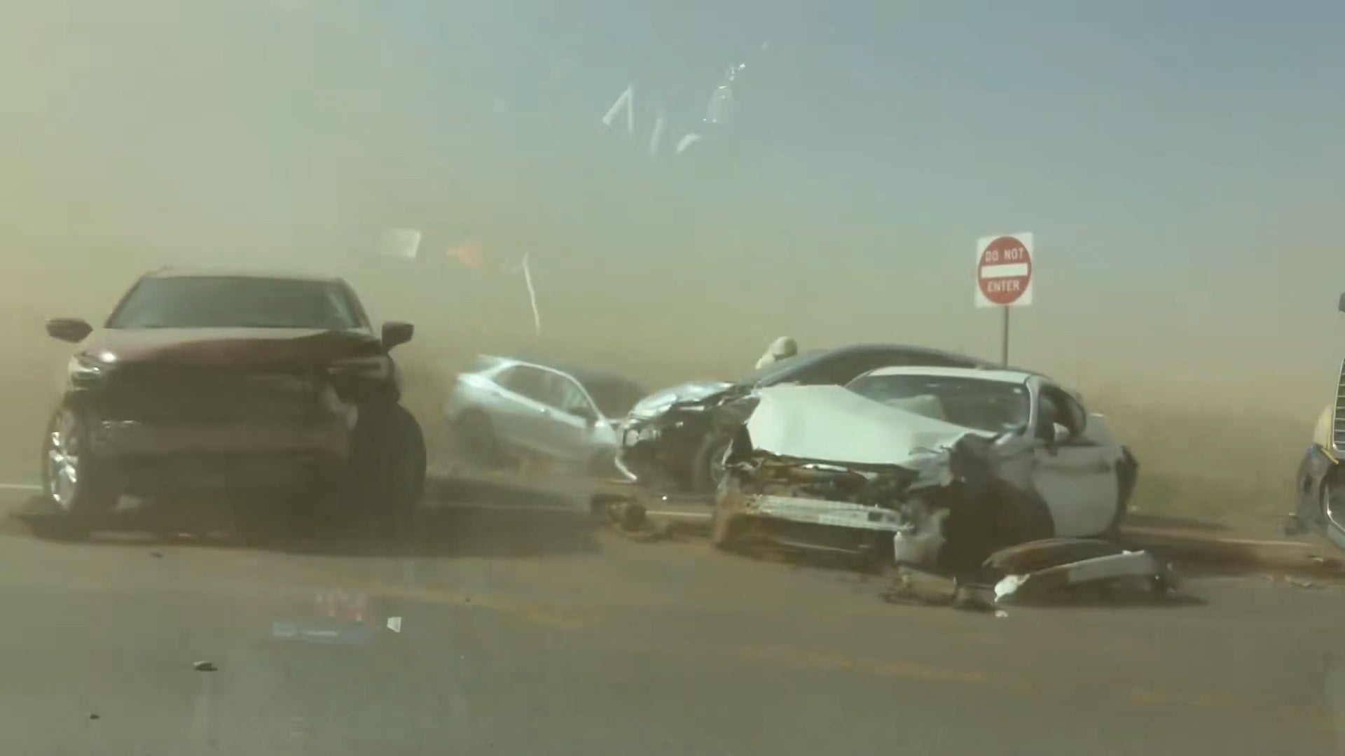 Texas dust storm leads to multi-vehicle pileup