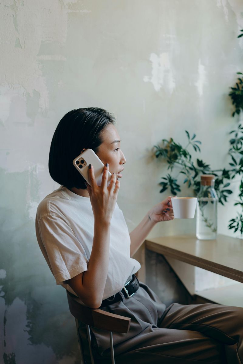 If you still like phone calls, these 12 personality traits probably ...