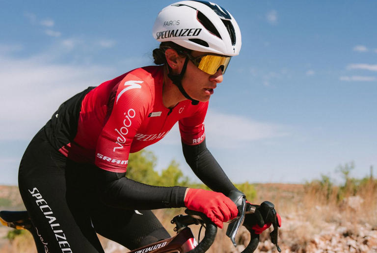 Sofia Gomez Villafañe and Cobe Freeburn sprint to victory at Mid South ...