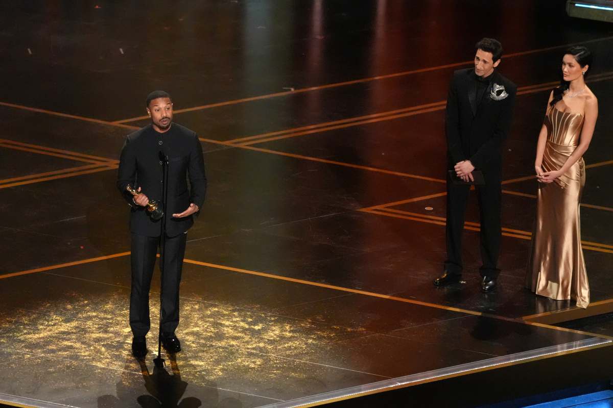 Michael B Jordan gets long-lasting standing ovation as he wins best ...