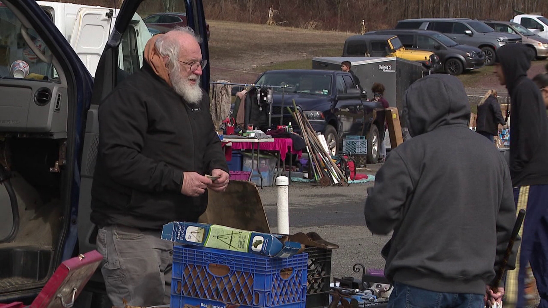 The largest flea market in Northeastern Pennsylvania reopens in Dickson ...