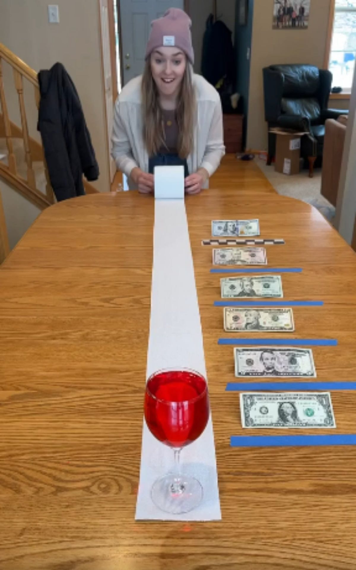 Don't break the toilet paper | The challenge you can't miss!