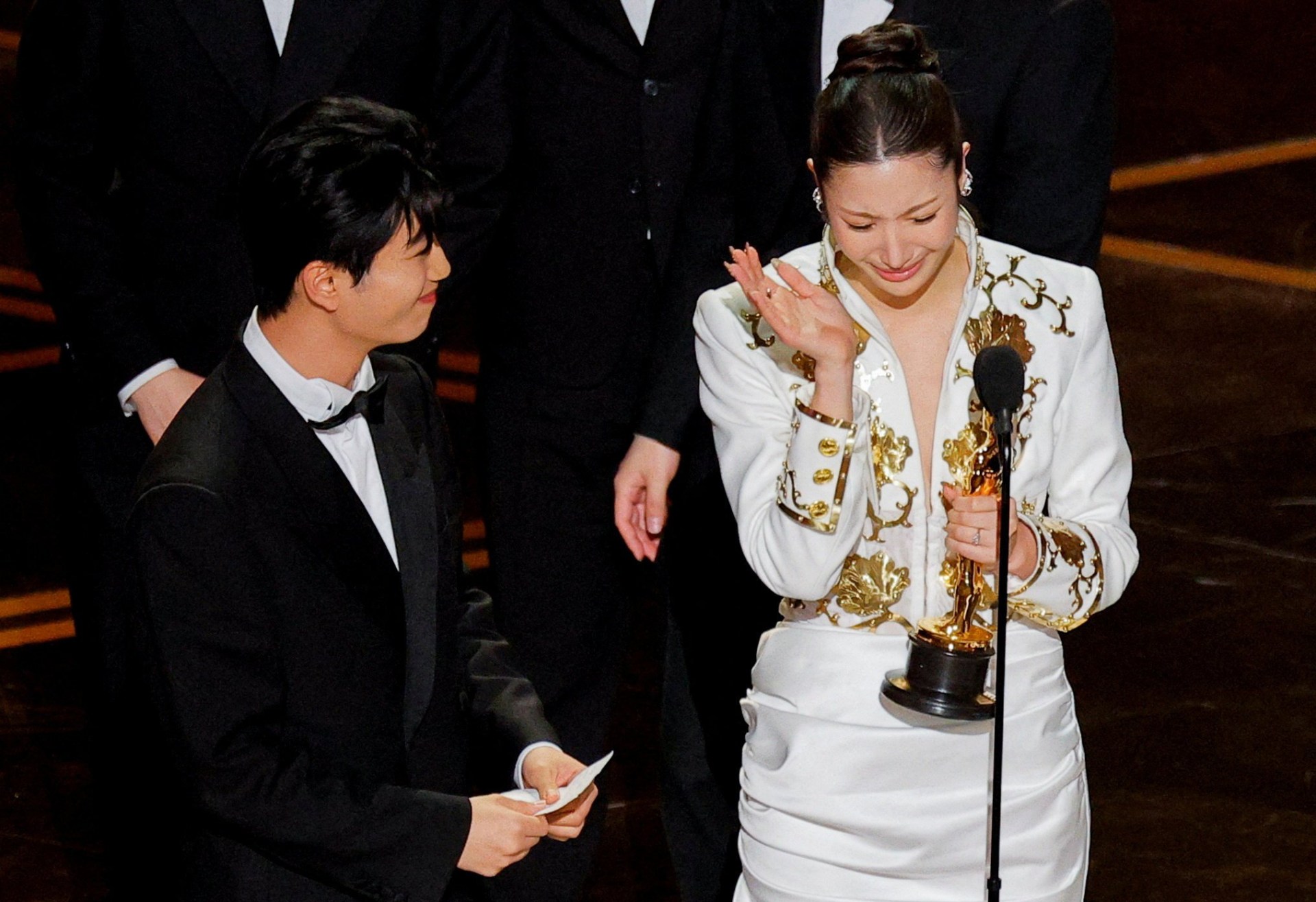 Oscars fans demand formal apology after 'painful' moment winner's ...