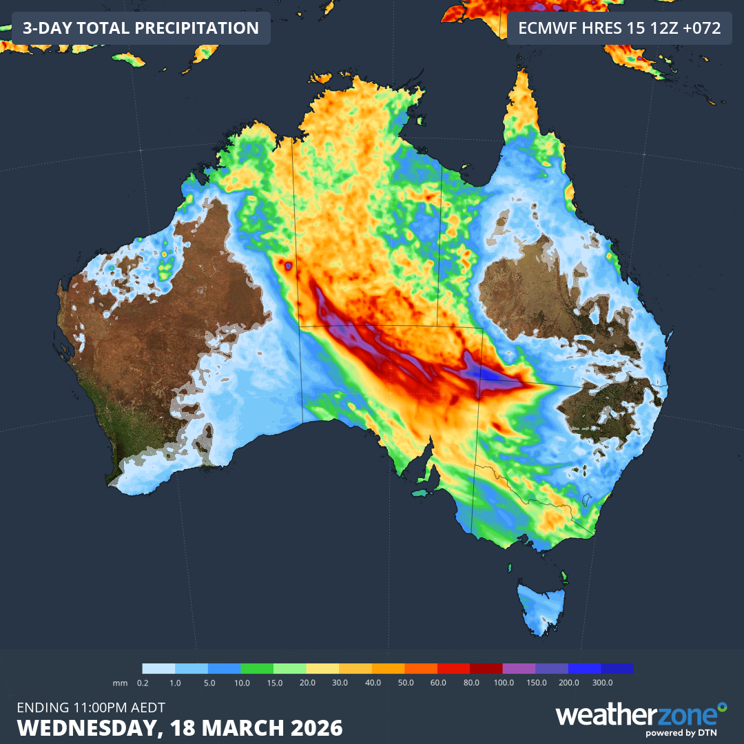 Uluru’s wettest day in a decade as heavy rain targets central Australia