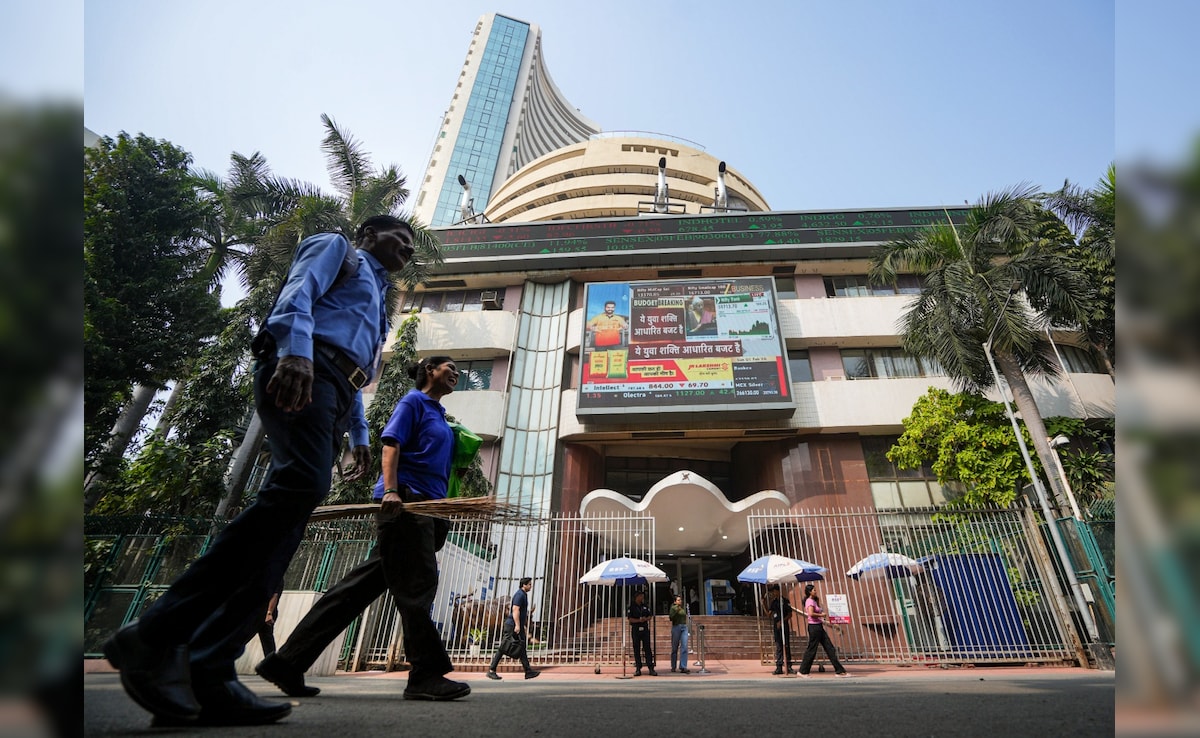 Will markets open on Gudi Padwa, Eid, Navratri 2026? Full holiday list here