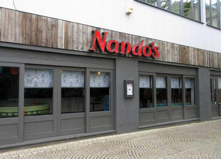 British Woman Tastes Original Nando's in South Africa and Compared it ...