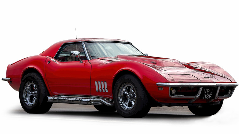 5 classic cars with crazy hoods