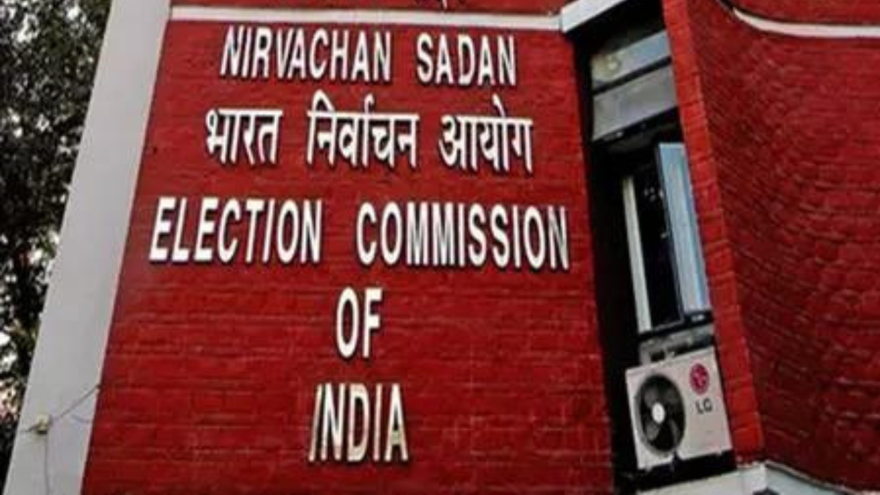 EC orders major bureaucratic reshuffle in Bengal; chief secretary, DGP ...