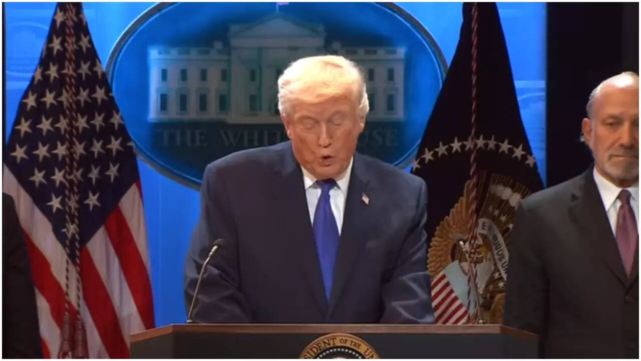 'Most corrupt': Donald Trump blasts ABC News reporter after being asked ...