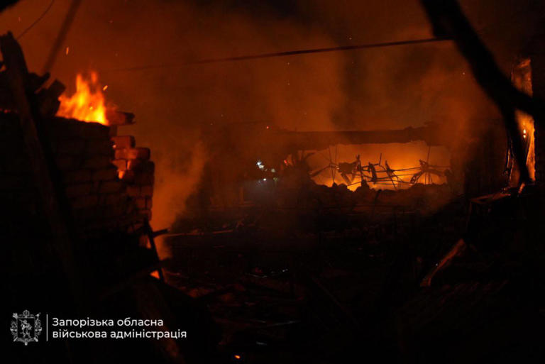 Russia heavily strikes Ukraine's Zaporizhzhia: Residential buildings on ...