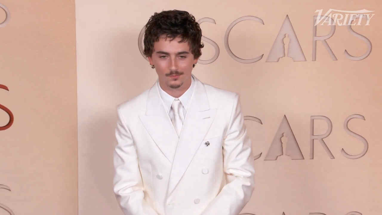 Chalamet cade davvero agli Oscar 2026? La foto virale inganna tutti ...