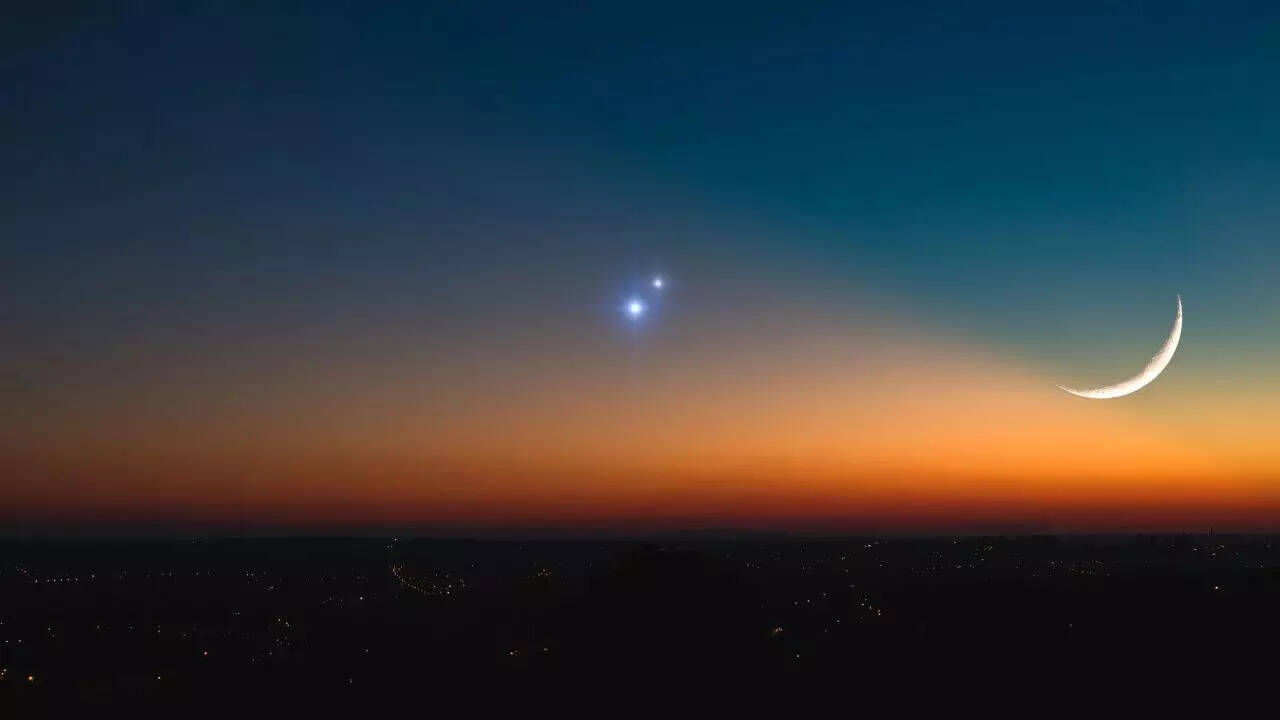 How to watch Venus and Jupiter shine together this June