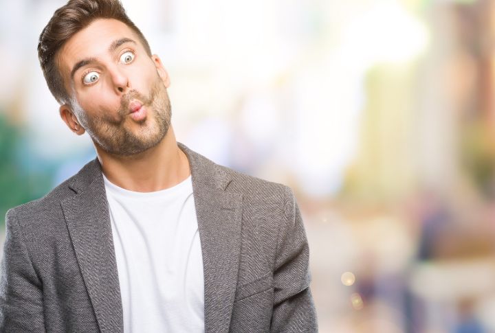 15 traits of men who effortlessly win women over