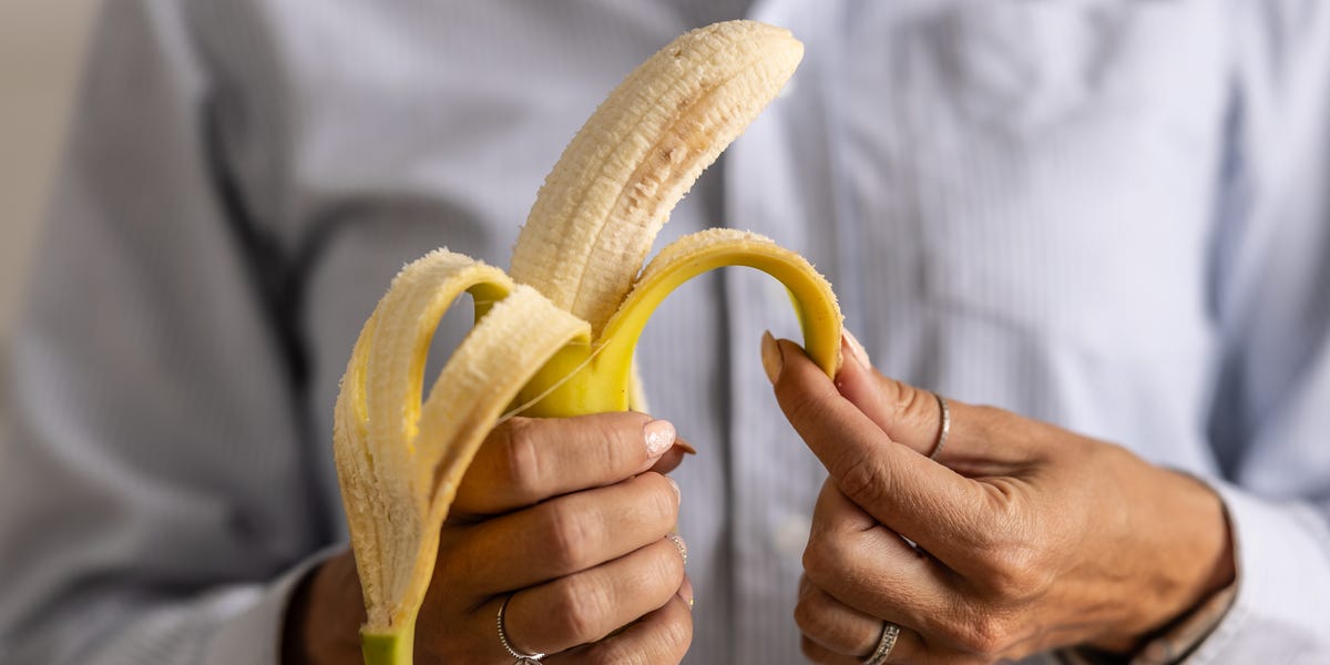 Eating a banana every day: The surprising health benefits of the daily ...