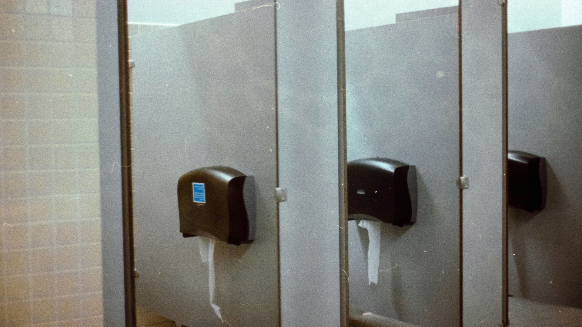 Why toilet doors are disappearing from hotel and restaurant bathrooms