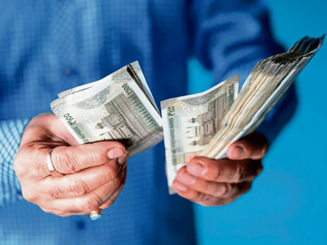 Investment: How to build a ₹2 crore retirement fund in 20 years? Learn ...