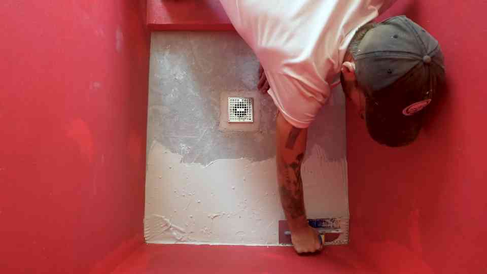 TikTok said this tile hack works - he put it to the test