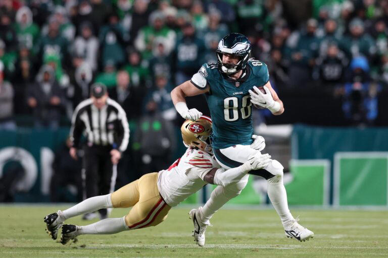 Dallas Goedert signing opens door for Eagles big move