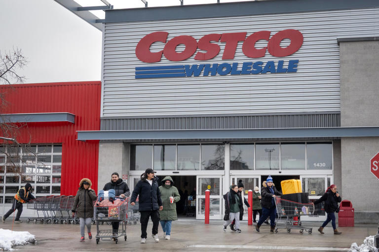 Is Costco open Good Friday 2026? Holidays Costco closes, holiday hours