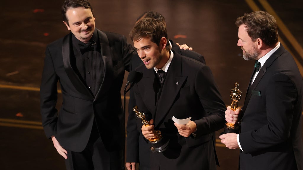 Michigan filmmaker Sam Davis gives shout-out to hometown during Oscar ...
