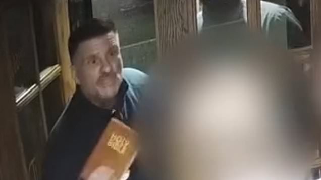 Man kicked out of hotel smashed worker in the face with a bible
