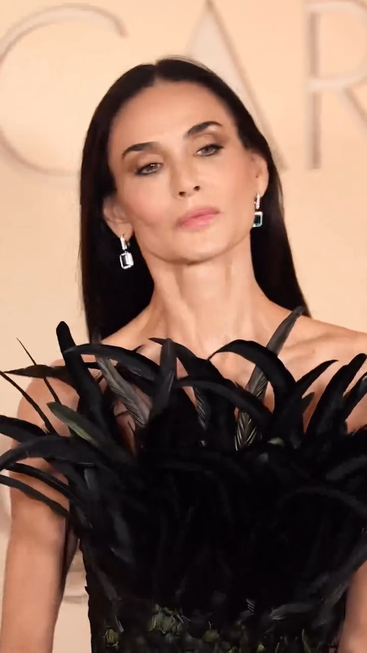 Demi Moore owns the 2026 Oscars red carpet in a breathtaking emerald ...