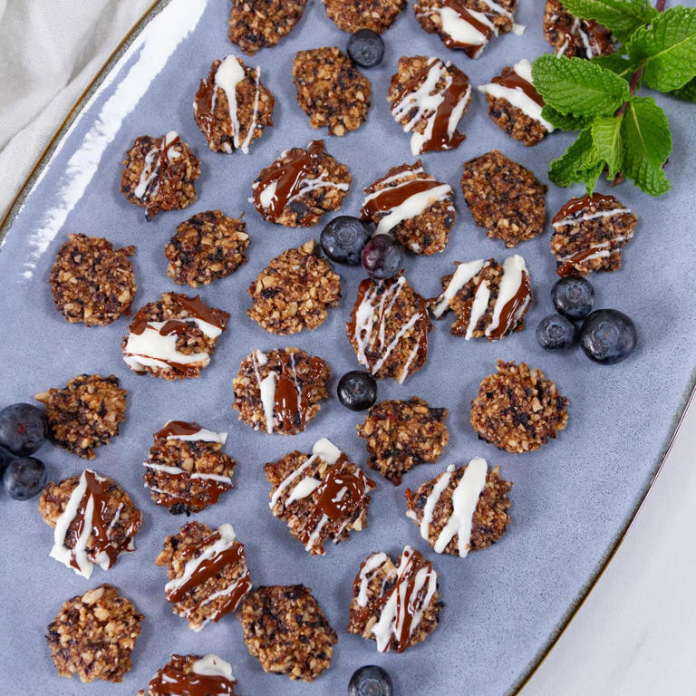 Raw blueberry almond cookies